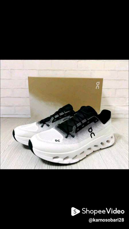Sepatu On Running Cloudtilt Black Ivory White Black Sneakers | Shopee ...